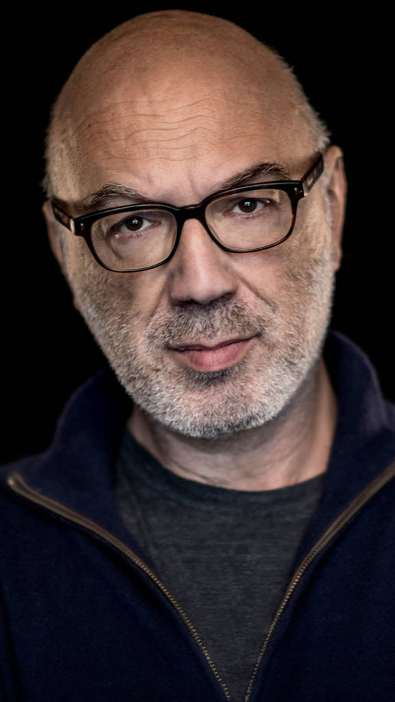 Carlos Chahine - Royal Court